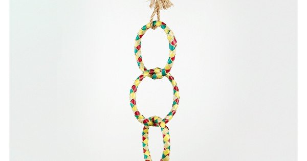 Four Ring Chain, Swings